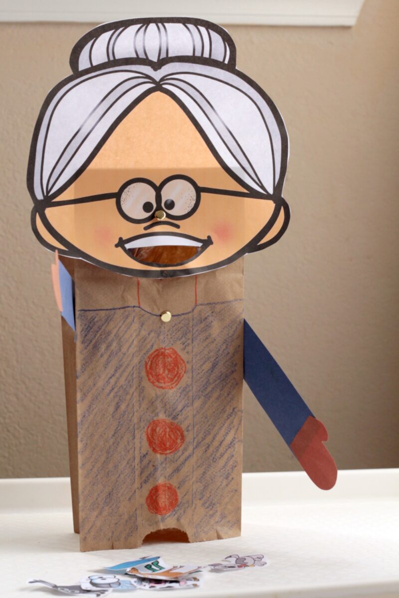 There Was an Old Lady Who Craft | Mrs. Karle's Sight and Sound Reading